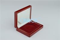 China Matt Painted Wooden Box Solid Wood Square Boxes For Single Commemorative Coin for sale