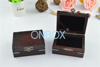 China Customizable Solid Wood Display Box with Velvet Insert 95x95x35mm for Jewelry Gift for sale