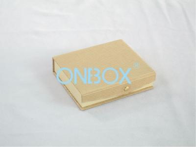 China Pendant White Cardboard Jewelry Boxes Packaging Personalized for sale