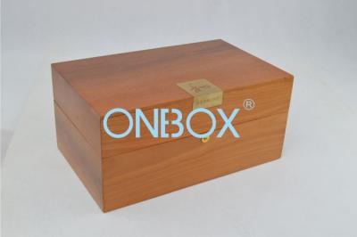 China Luxury Solid Wood Painting Case Matt Finish 290x180x140mm for Coin Collection Gift Set for sale
