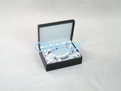 China Crocodile Embossed PU Leatherette Satin Gift Boxes For Men's Belt for sale