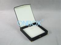China Folding Leather Jewelry Boxes Eco Friendly Removable Jewelry Set Pad for sale