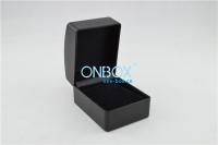 China Custom Black Leather Watch Box for Women Handmade PU Leather Jewelry Storage 88x109x78mm for sale