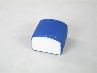 China Custom Leather Jewelry Gift Box 90x90x45mm PU Portable Trinket Box for Proposal for sale