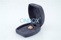 China Fashion Personalized Luxury Packaging Boxes /  Suede Jewelry Box for sale