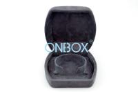 China Luxury Packaging Velvet Bracelet Box W/  Insert Metal Shields EN71-3 for sale