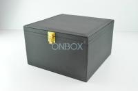 China Fine PU Luxury Packaging Boxes With Metal Lock for sale