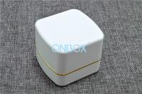 China High Gloss White LED Jewelry Box 65x65x55mm with Gold Electroplated Edges for Pendant Display for sale