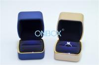 China High Gloss Painting Ring Packaging Boxes With Shimmery Powder LED Light Decor for sale