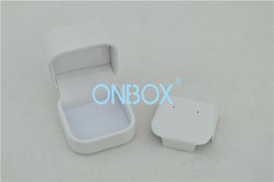 China Women Earring Jewelry Box Packaging With White PU Leather Hinge Closure for sale