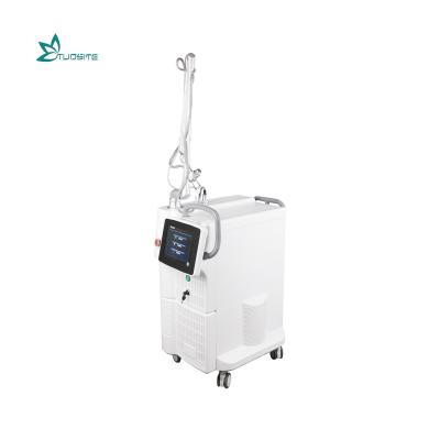 China RF Tube C02 Fractional Laser Equipment For Skin Resurfacing Stretch Mark Removal for sale