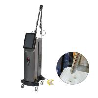 China 60W RF Metal Tube Fractional CO2 Laser Machine Skin Tightening Minimize pores Treatment for sale