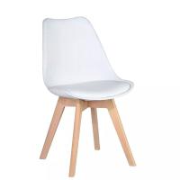 China Cadeira Eames Dining Chair 48*42*82cm Contemporary with Wooden Legs for sale