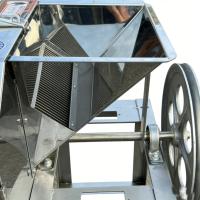 China 2.8HP 2800rpm Stainless Steel Livestock Feed Slicing Machine 500kg/h for sale