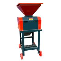 China 500 - 800kg/h Corn Grits Making Machine Farm Animal Feed Making Machine for sale