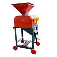China Maize Grits Making Machine 2-3 Tons Capacity Iron Feed Maker Grain Processing for sale