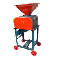 China Single Person Maize Grits Making Machine 800kg/h 220V 380V Corn Grit Mill for Animal Feed for sale