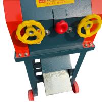 China Single Person Maize Grits Making Machine 800kg/h 220V 380V Corn Grit Mill for Animal Feed for sale