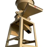 China Stainless Steel Crusher Grinder Pulverizer 150kg/h 220V for Grain Feed Herb for sale