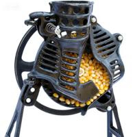 China Heavy Duty Iron Manual Corn Sheller Machine Reliable Maize Kernel Remover For Farm Processing for sale