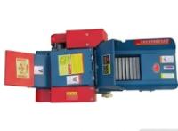 China Iron Structure Grass Cutting Silk Kneading Machine Chaff Cutter Shredder 1 ton/hour 3KW 220V for sale