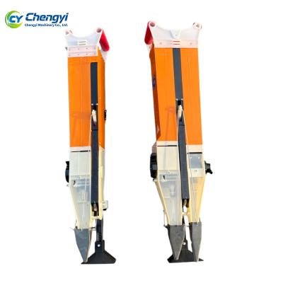 China Manual Seeder Machine with Fertilizing Hand Push Planter 4kg Capacity 8cm Spacing for sale
