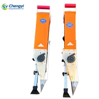 China Iron Manual Seeder Machine with Fertilizing Hand Push Planter 4kg Capacity 8cm Spacing for sale