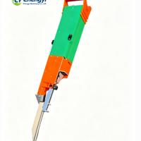 China Alloy Steel Hand Seed Sowing Machine Portable Jab Planter 81cm Height 4kg Capacity for sale