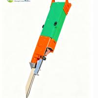China Steel Jab Planter Hand Seeder 81cm Height 4kg Capacity Precision Sowing Tool for Corn Beans Vegetables Farming for sale
