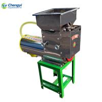 China Industrial Cassava Grater Machine 1000kg/h Stainless Steel Manioc Shredder for Starch Processing for sale