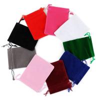 China 7x9cm 8x10cm 9x12cm Velvet Drawstring Pouches in Customized Color for Jewelry Packing for sale