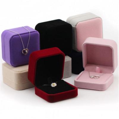 China Wedding Souvenir Gift Velvet Jewelry Display Box for Necklace and Earrings for sale