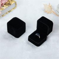 China Wedding Souvenir Gift Velvet Jewelry Display Box for Necklace and Earrings for sale