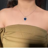 China Heart-Shaped Crystal Necklace for Women Simple Style S925 Sterling Silver Grade Jewelry for sale