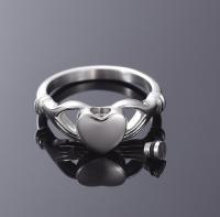 China Hand Embrace Heart Shape Cremation Memorial Ring Stainless Steel Urns for Human Ashes for sale