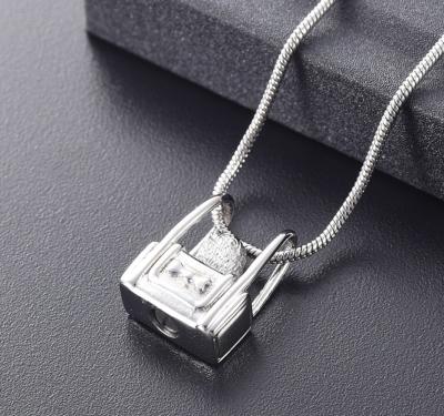 China Beautiful Cute Parrot Cremation Pendant for Ashes in Silver Gold Rose Gold and Black for sale