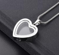China Stainless Steel Glass Heart Locket for Pet Ashes or Hair Keepsakes Memorial Necklace for sale
