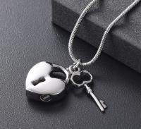 China OEM/ODM Key Heart Urn Necklace for Ashes Keepsake Pendant Stainless Steel Ashes Holder for sale