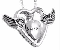 China Classic Style A Heart in Heaven Locket Heart Cremation Memorial Ashes Urn Necklace for sale