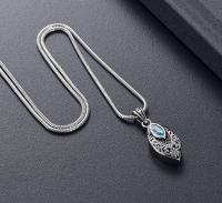 China Flower Teardrop Urn Necklace with Stainless Steel Inlay and Fashionable Charm Pendants for sale