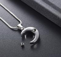 China Stainless Steel Crescent Moon Cremation Jewelry For Ashes Keepsake Memorial Urn Necklace for sale