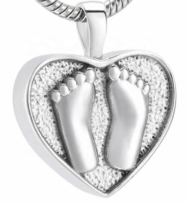 China Pet Funeral Footprints in Heart Keepsake Jewelry Ashes Locket Cremation Urn Necklace for sale