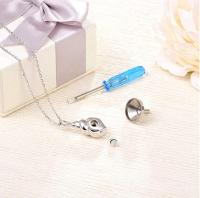 China 925 Sterling Silver Snail Cremation Pendant Crafted with Care and Attention to Detail for sale