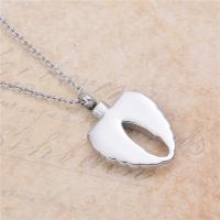 China America Flag Shape Cremation Urn Necklace for Ashes Keepsake Angel Wings Pendant Plating for sale