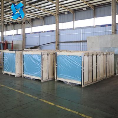 China Waterproof Silver Mirror Glass 2mm-8mm Thickness Mirror Grade Float Glass with 10-Year Warranty for sale