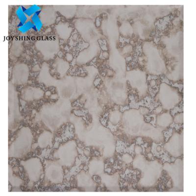 China Wall Antique Mirror Glass 3mm to 8mm Thickness Custom Shapes 1830x1220mm Size for Interior Decoration for sale