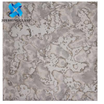 China Antique Bathroom Wall Mirror 6mm 8mm Copper Free Silver Glass with Custom Sizes 2440x3660mm for sale