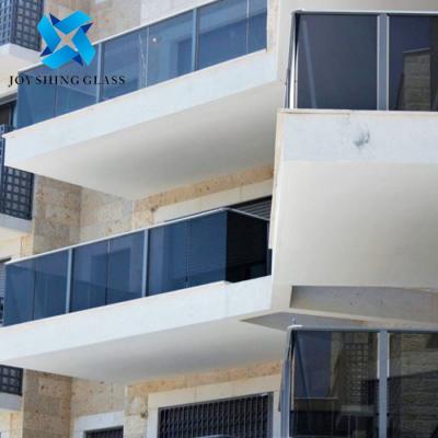 China Customized 13.14mm Euro Grey Tempered Laminated Glass Balcony for Safety and Privacy for sale
