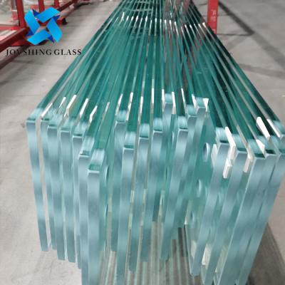 China 6mm 8mm 10mm Super Clear Tempered Glass for Railings Safety Low Iron for sale
