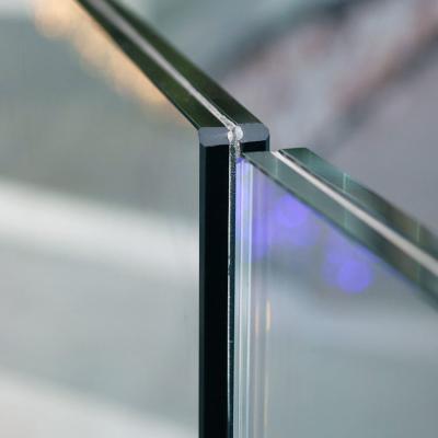 China Ultra Clear SGP PVB Tempered Laminated Glass 8mm 10mm 12mm Safety Panel CE SGCC Certified for sale